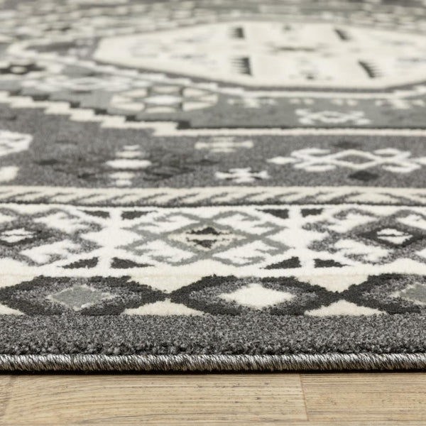 Oriental Weavers Raylan RAY02 Grey Rectangle Indoor Runner Medallion P ...
